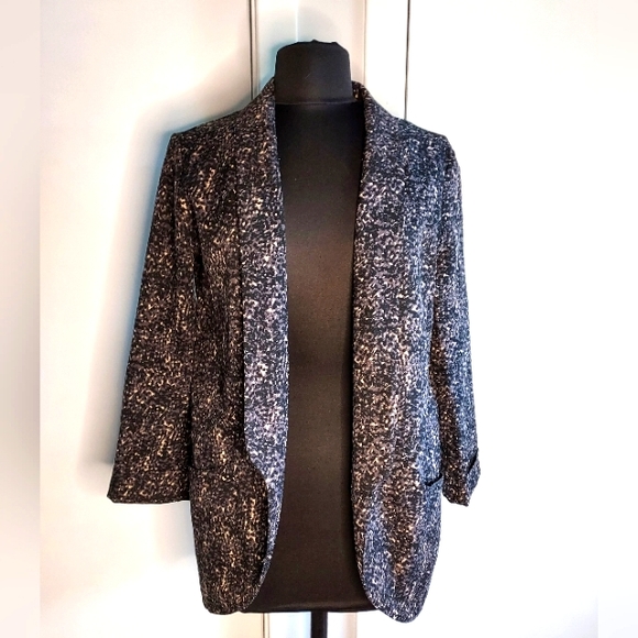 Lush | Jackets & Coats | Lush Open Crepe Boyfriend Blazer M Bundle 5 ...